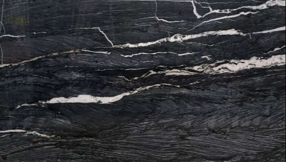 LUXIOMER GET A BEAUTIFUL COUNTERTOP. Are you looking for countertops?